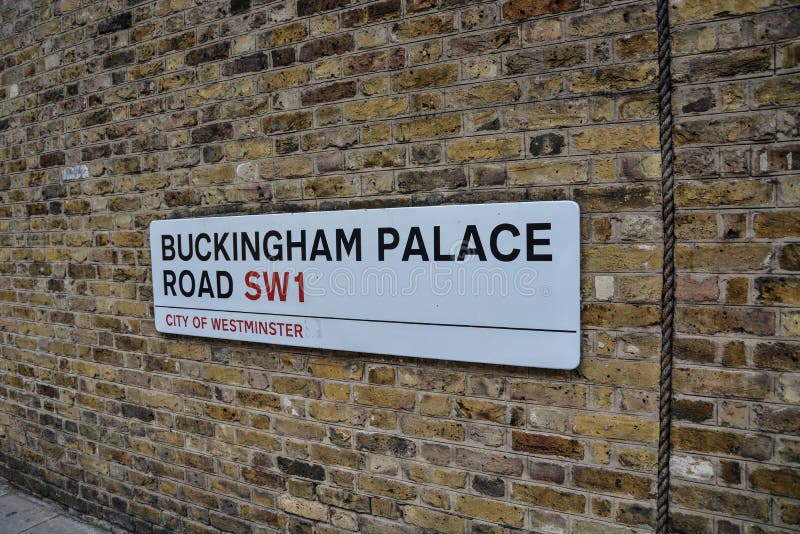 Buckingham Palace Sign editorial stock photo. Image of ancient - 98202053