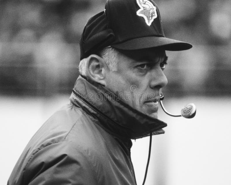 Bud Grant, Minnesota Vikings Editorial Stock Image - Image of headcoach ...