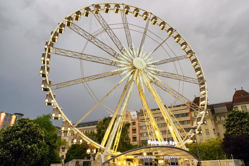 Budapest eye, Hungary editorial stock photo. Image of lighted - 95611998