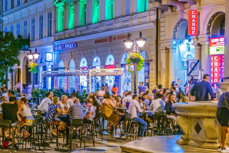 Budapest nightlife. stock image. Image of illumination - 21571437