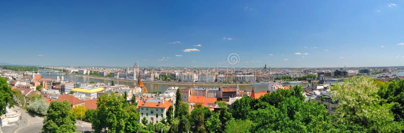 Budapest. Hungria. Arquitectura Da Cidade. Panorama Foto de Stock ...