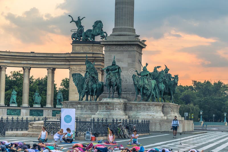 Budapest - June 21, 2019: Dawn in Heroes Square in Budapest, Hungary ...