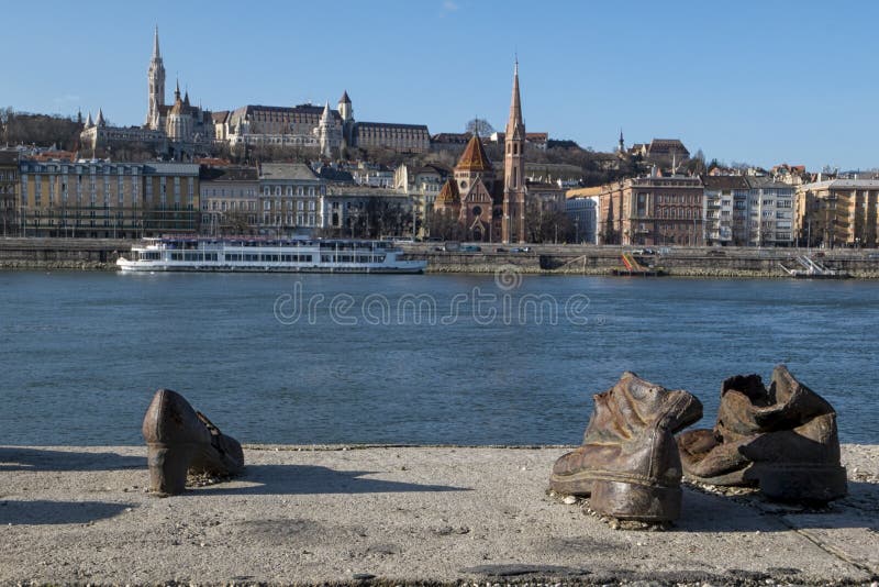 Budapest memorial monument editorial image. Image of regime - 48876495