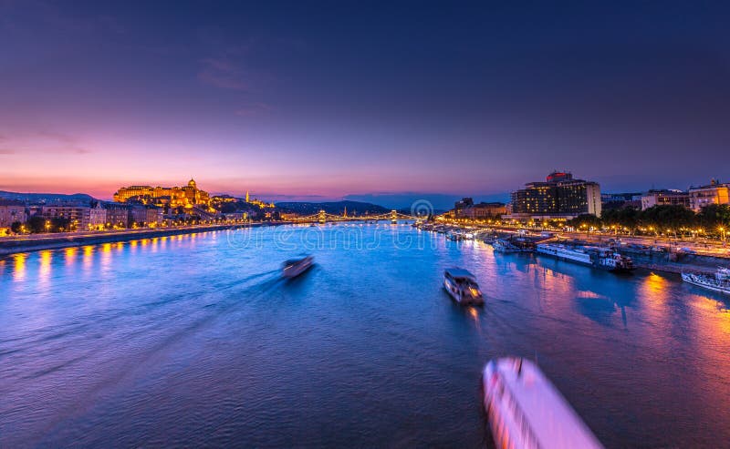 Budapest by Sunset editorial photography. Image of ferhat - 65187997