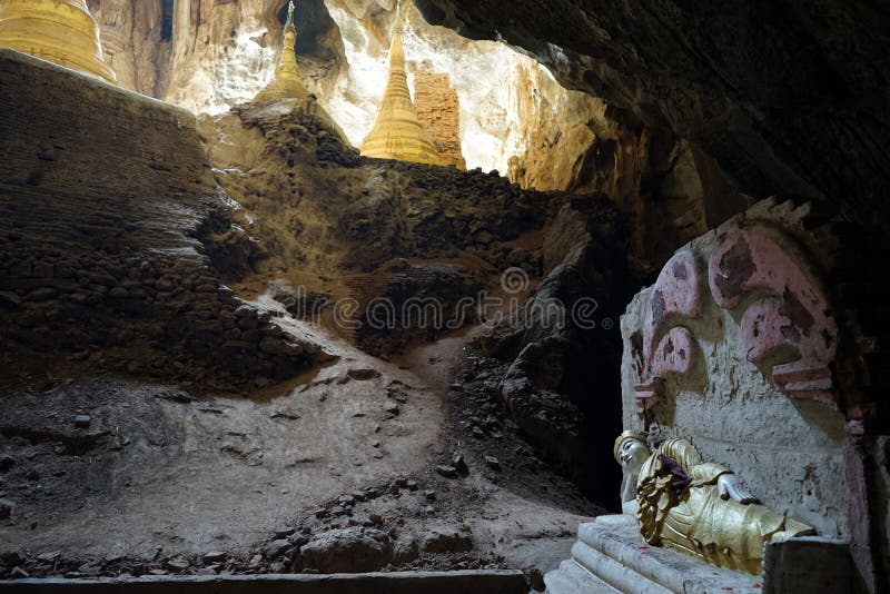 Buddha in cave editorial stock image. Image of burma - 90850419