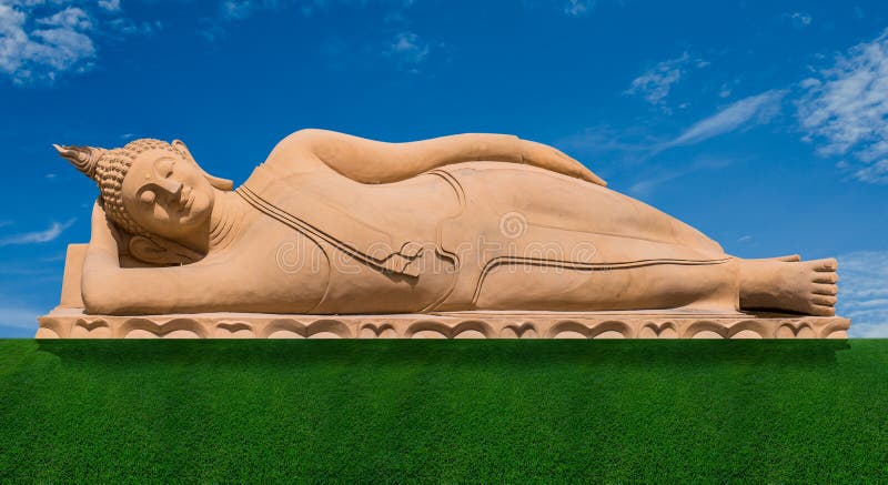 Buddha sculpture editorial photo. Image of sleep, buddha - 61987116