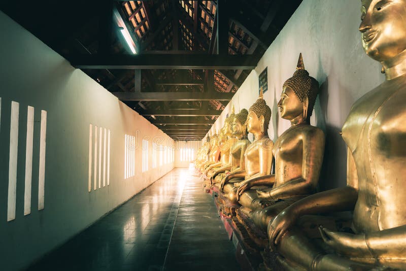 Buddha statue editorial stock image. Image of travel - 114064764