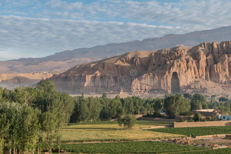 The Buddhas of Bamiyan editorial stock photo. Image of afghan - 67419133