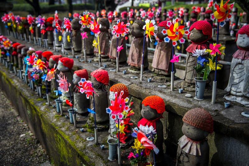 Buddhist Jizo Statues stock image. Image of guardians - 303803401