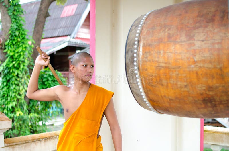 Buddhist Monk, Thai Monk Sweep Temple. Stock Image - Image of design ...