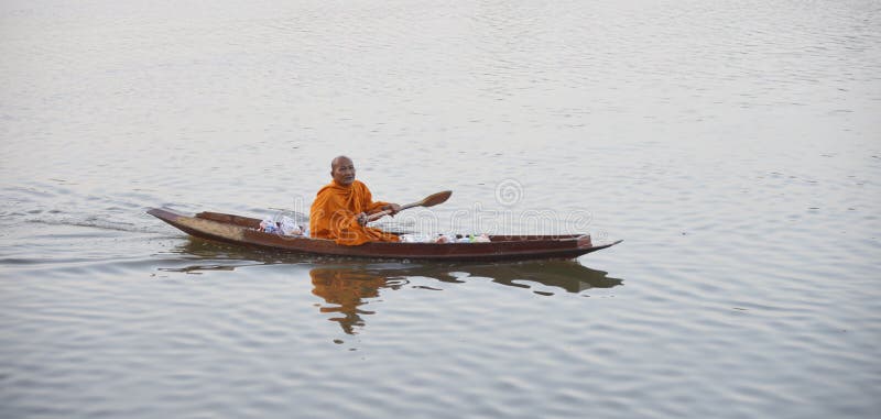 The Monk on a River Bankï¼ŒGalleï¼ŒSri Lanka Editorial Photo - Image of ...
