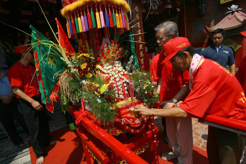 Buddhist ritual editorial photo. Image of buddhists, city - 71907766