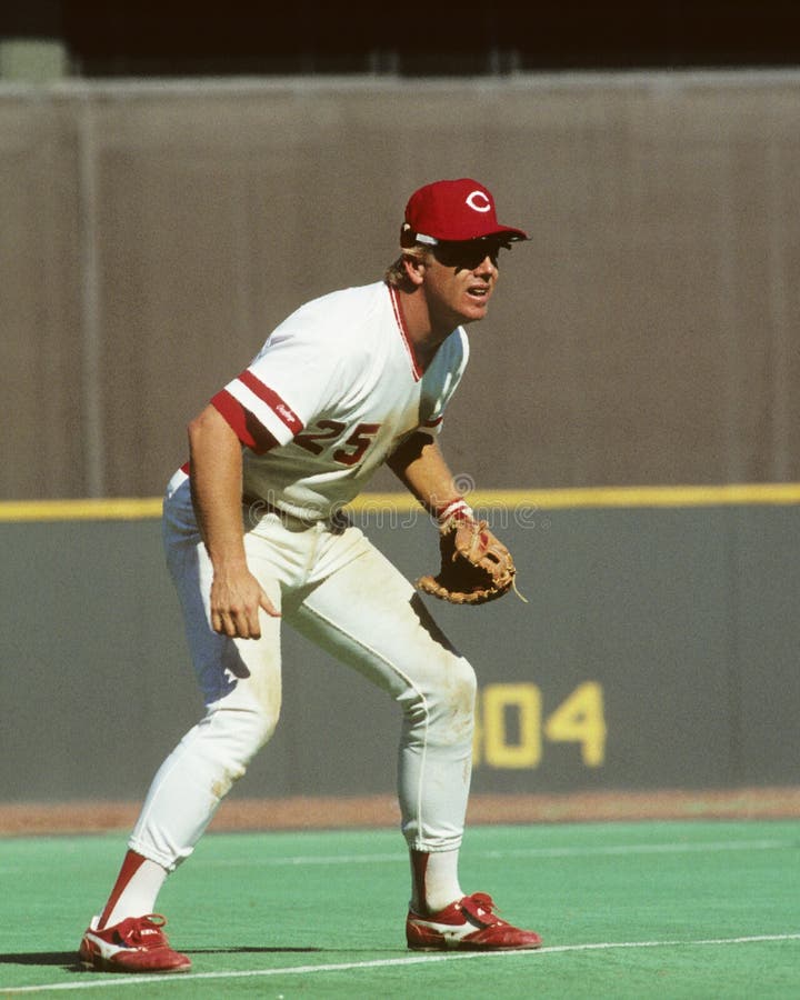 Reds De Cincinnati Buddy imagem editorial. Imagem de batedura - 155751575