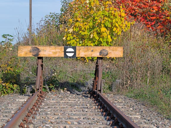 Buffer stop on a siding stock image. Image of line, weir - 369899711