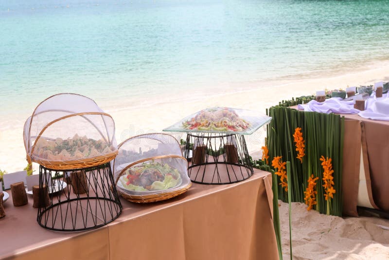 Buffet on the Beach , Line Set Up for Lunch at Tropical Stock Image ...