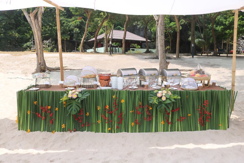 Buffet on the Beach , Line Set Up for Lunch at Tropical Stock Image ...