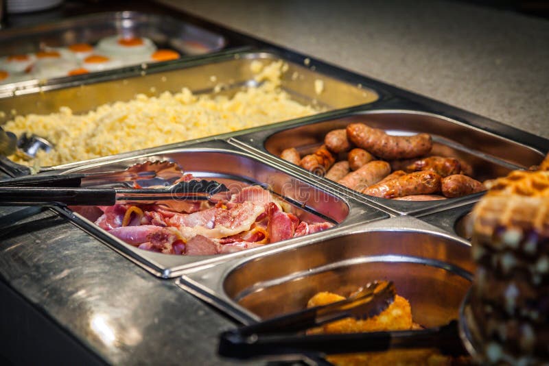 Buffet Caldo Della Prima Colazione Fotografia Stock - Immagine di caldo ...