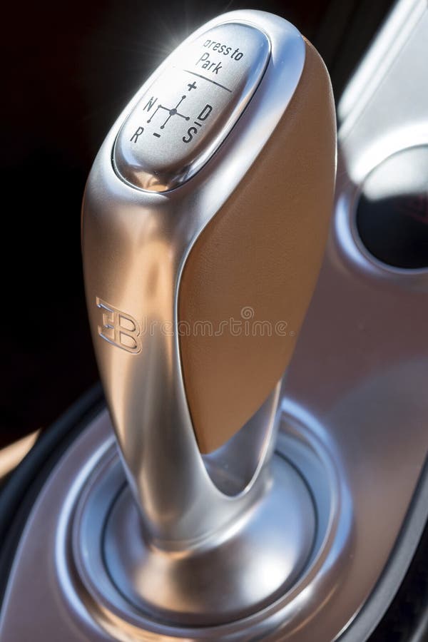 Bugatti Chiron hypercar editorial image. Image of automatic - 360415565