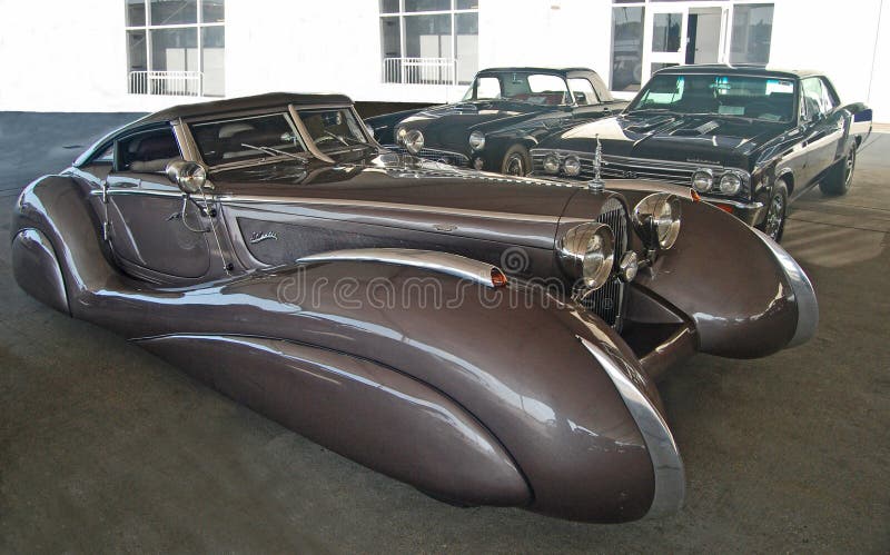 Bugatti 1937 Océan Atlantique Photo éditorial - Image du exotique, luxe ...