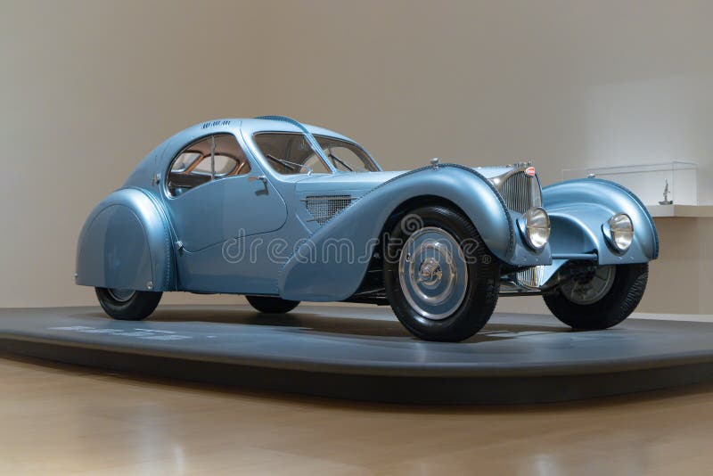 1936 Bugatti Type 57SC Atlantic Editorial Photography - Image of race ...