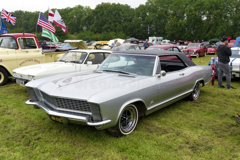 1965 Buick Riviera 2-Door Hardtop Editorial Stock Photo - Image of ...