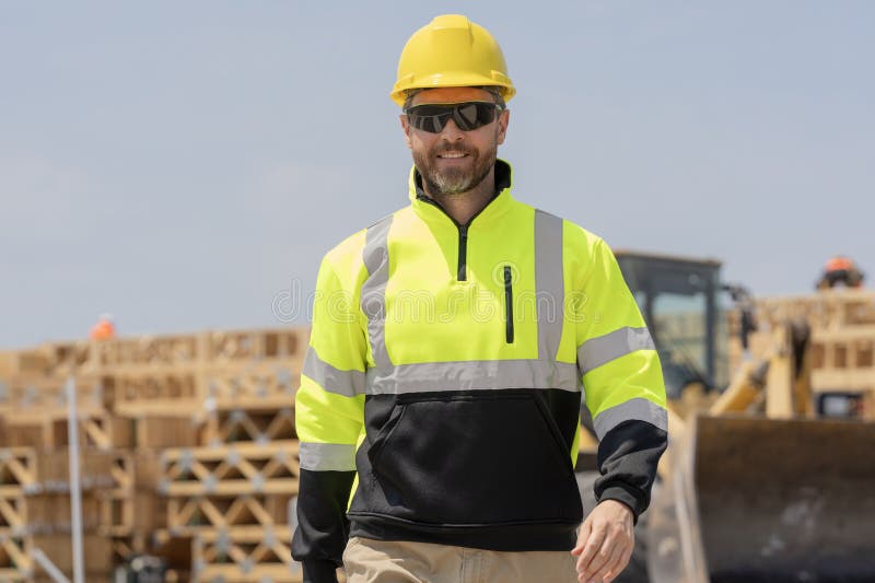 Builder Civil Engineer at Building. Supervisor Engineer. Worker at ...