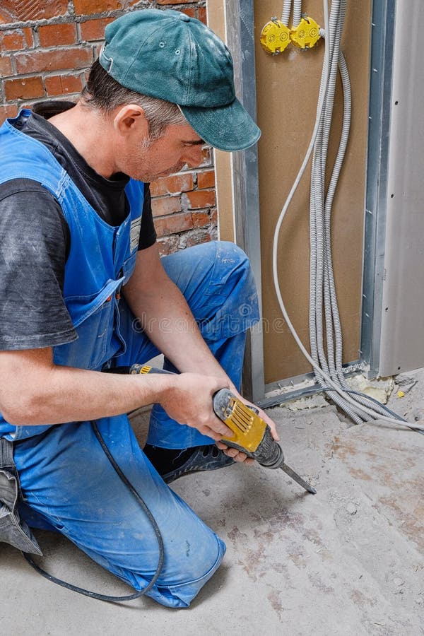 Builder with a hammer stock photo. Image of hammer, manual - 99030552