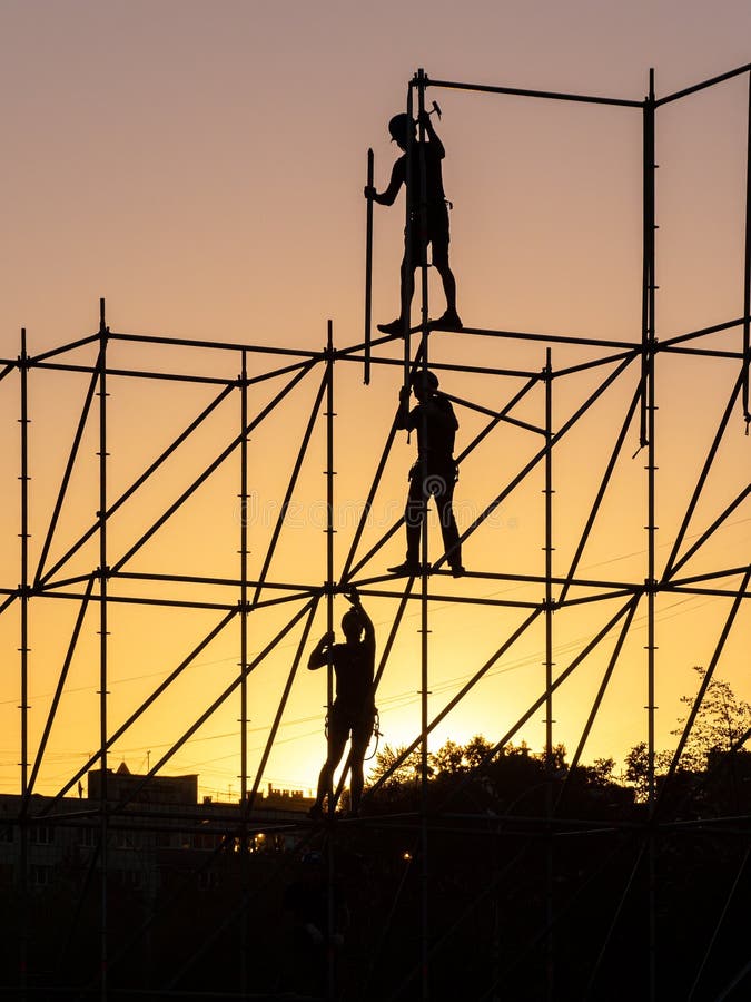 Builders are Dismantling the Tubular Structure. Against the Backdrop of ...
