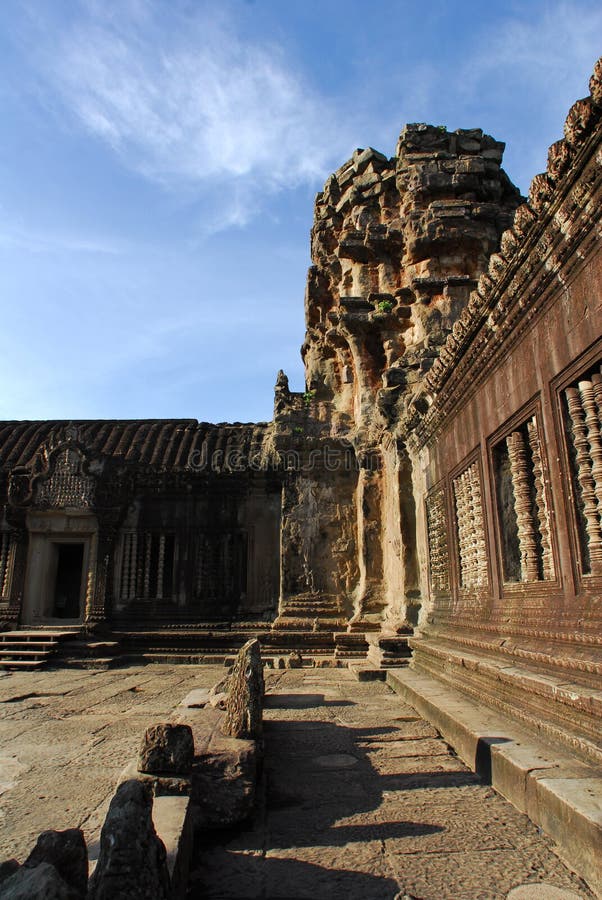 Building at Angkor stock image. Image of shogun, outdoor - 21257609