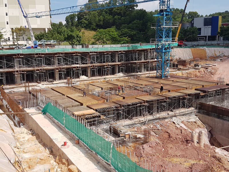 Building Basement Under Construction Using the Open Cut Method ...