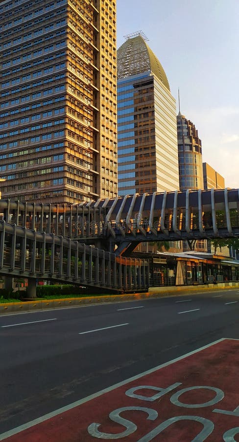 Building bridge connector editorial stock image. Image of center - 31181119 Building bridge connector editorial stock image. Image of center - 31181119