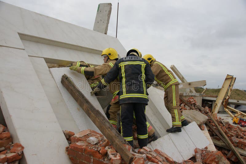 Building Collapse, Disaster Zone Editorial Stock Image - Image of ...