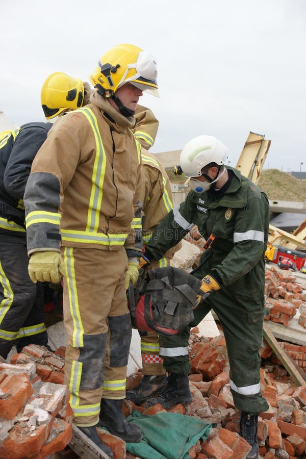 Building Collapse, Disaster Zone Editorial Stock Image - Image of flats ...