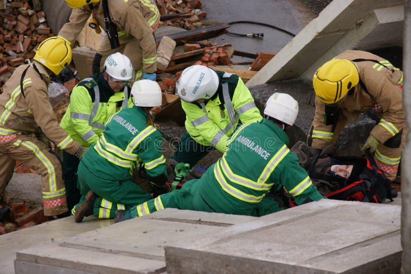 Building Collapse, Disaster Zone Editorial Photo - Image of block ...