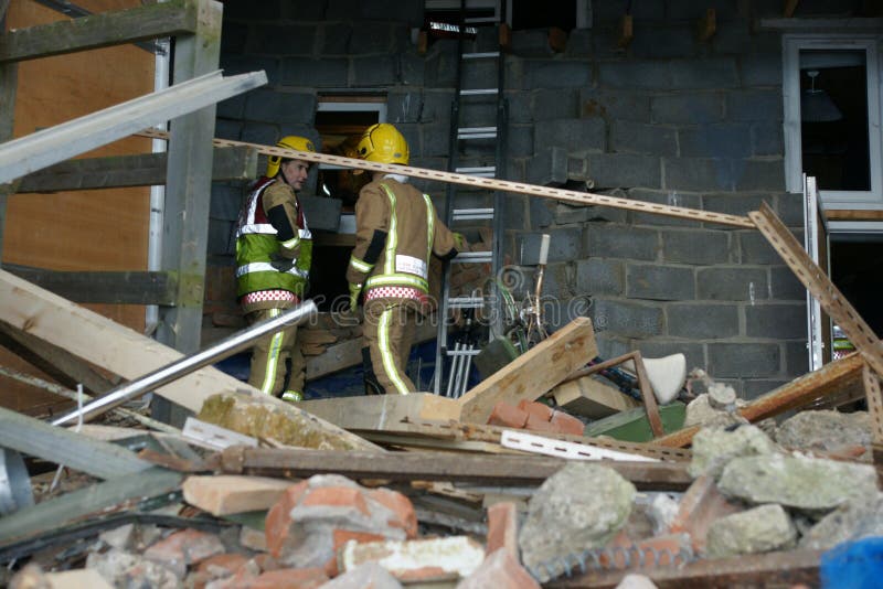 Building Collapse, Disaster Zone Editorial Stock Image - Image of fire ...
