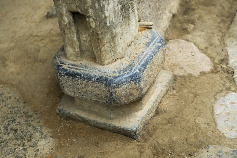 Building column foundation stock photo. Image of erect - 190508982