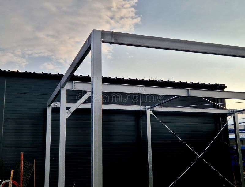 Lattice Frame Construction