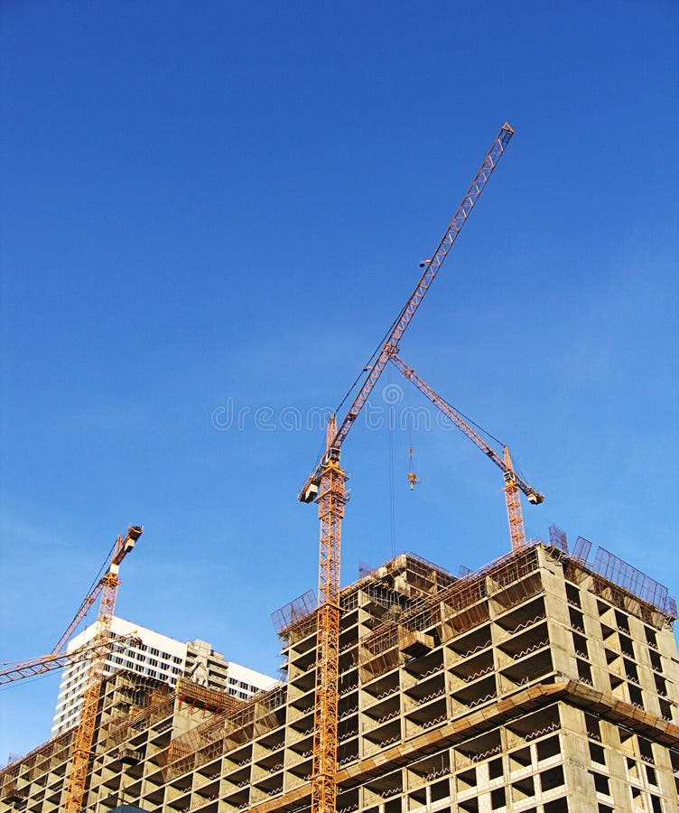 Building crane house new 库存照片. 图片 包括有 行业, 城市, 商业, 注视的 - 2977876