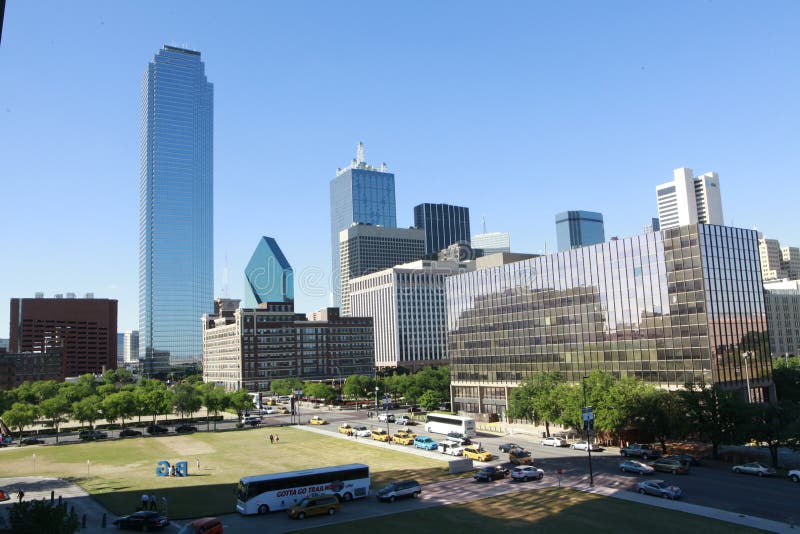 Building in Dallas editorial image. Image of angeles - 217938565