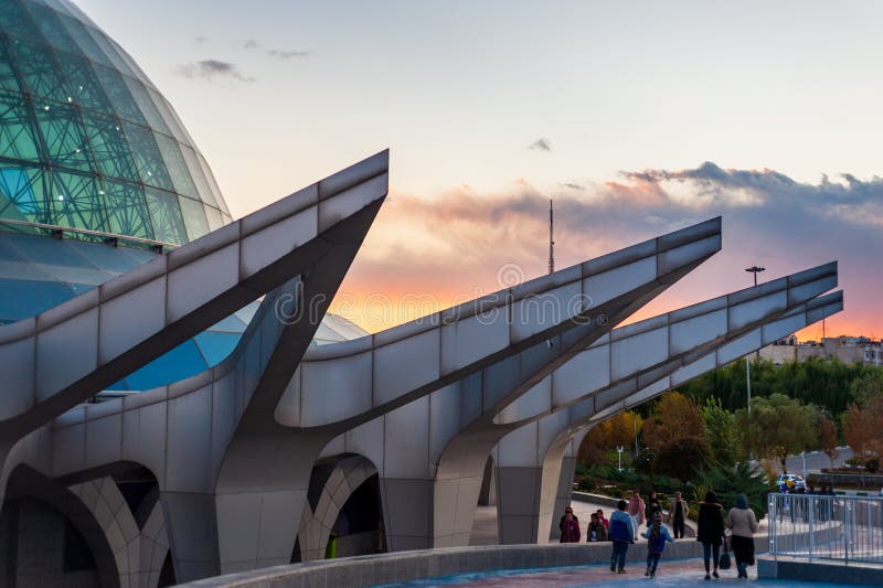 Building in Downtown Tehran Editorial Stock Image - Image of design ...