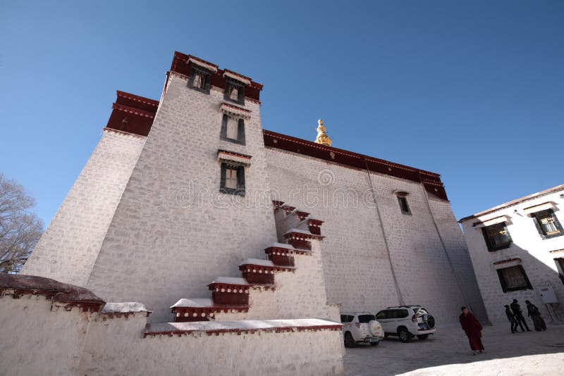 Building of Drepung Monastery Editorial Stock Photo - Image of lasha ...