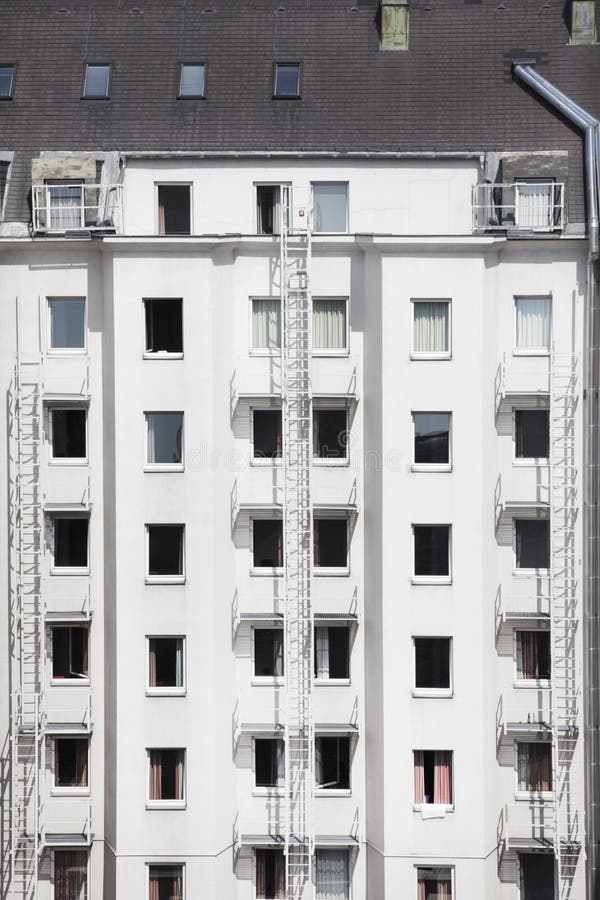 123 Scaling Roof Stock Photos - Free & Royalty-Free Stock Photos from ...