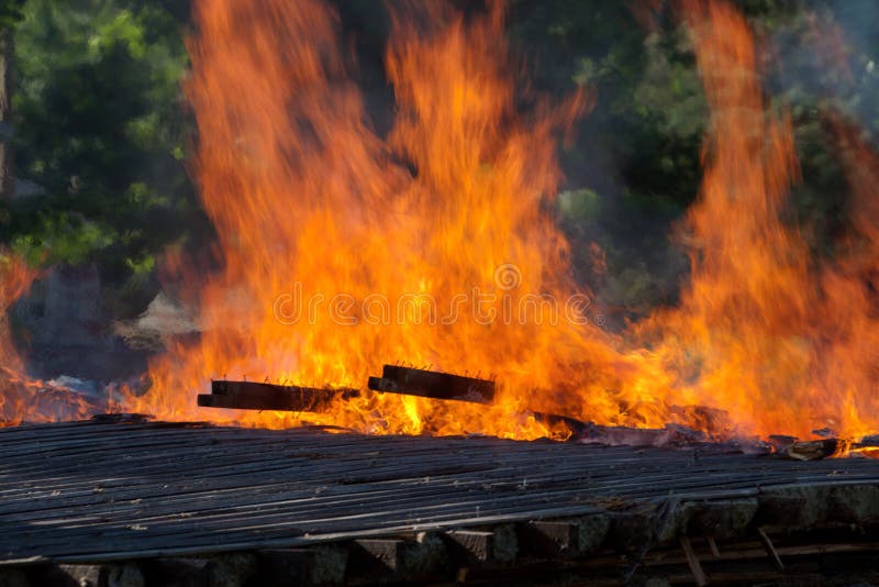 Building Fire stock image. Image of campfire, bonfire - 83050979