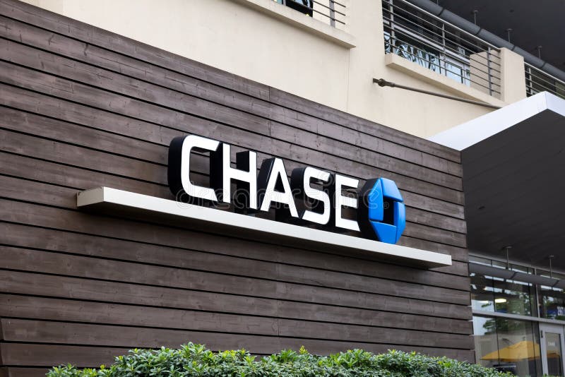 Chase Bank Sign On Building Editorial Stock Photo - Image of accounts ...
