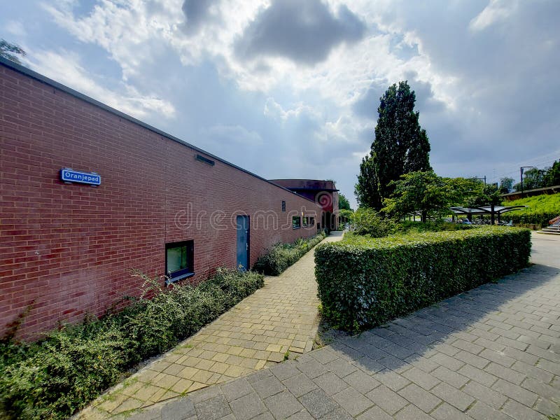 Building for General Practitioners in One Building in the HOED ...