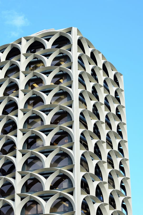 Building in Honolulu. stock image. Image of flowers, building - 60891371