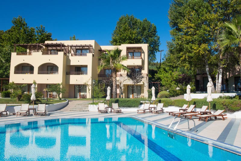 Building of the Luxury Hotel Stock Image - Image of beach, deck: 42953607