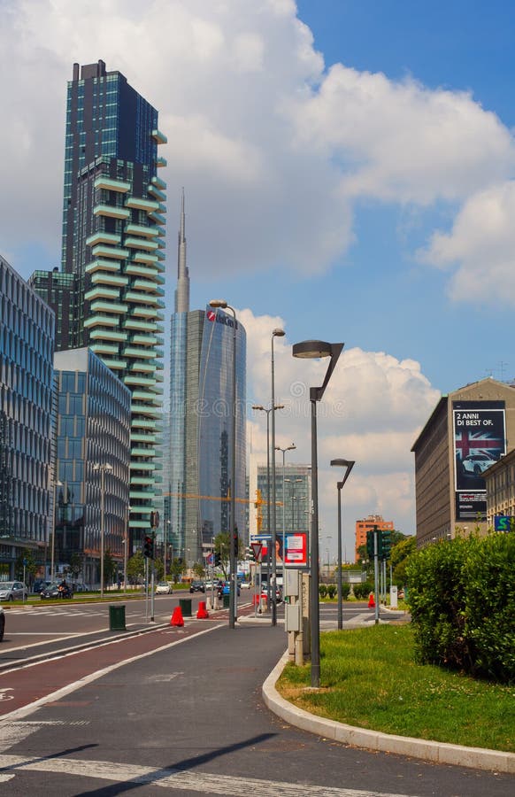 Building, Milan editorial stock photo. Image of italian - 44824248