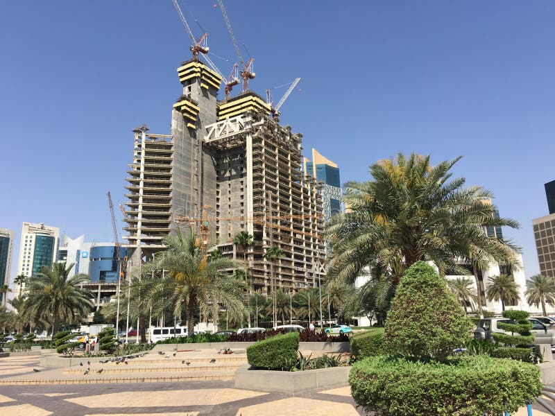 Building a New Skyscraper in Doha Qatar Editorial Photography - Image ...