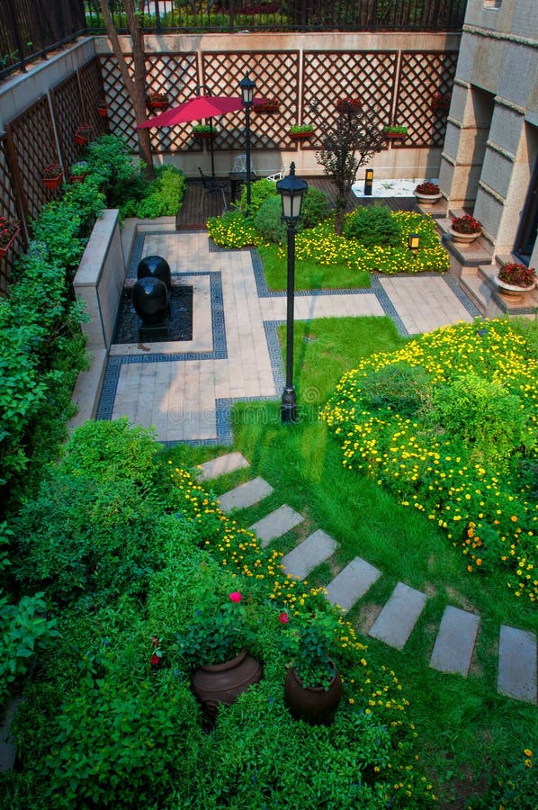 Battery park garden stock photo. Image of concrete, park - 819490